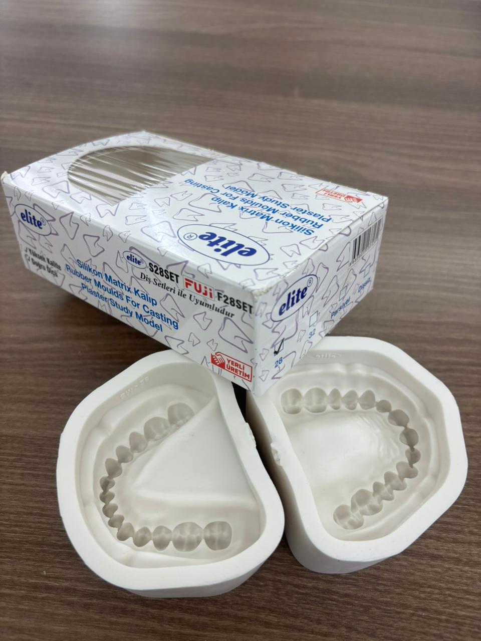 Elite silicone mold for plaster without teeth